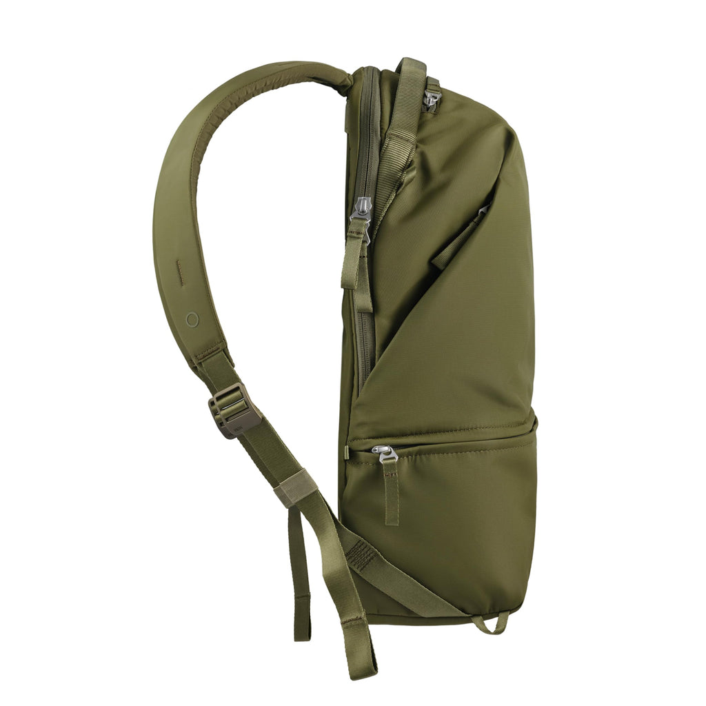 Urth Arkose 20L Backpack (Green) - JB Hi-Fi