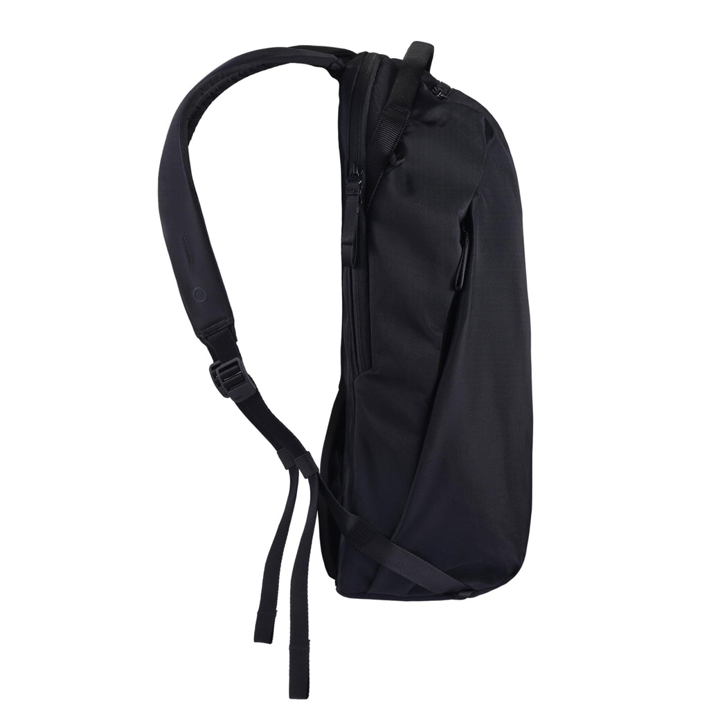 Urth Norite Modular 24L Everyday Backpack (Black) - JB Hi-Fi