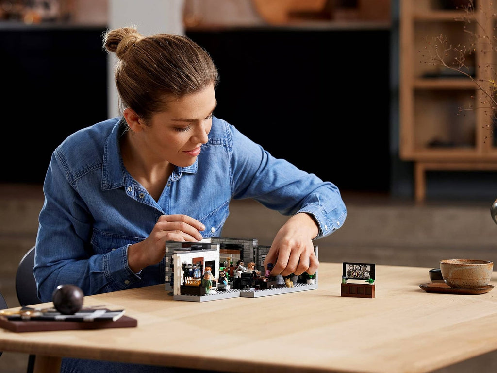 LEGO 10291 Queer Eye The Fab 5 Loft - ICONS - JB Hi-Fi